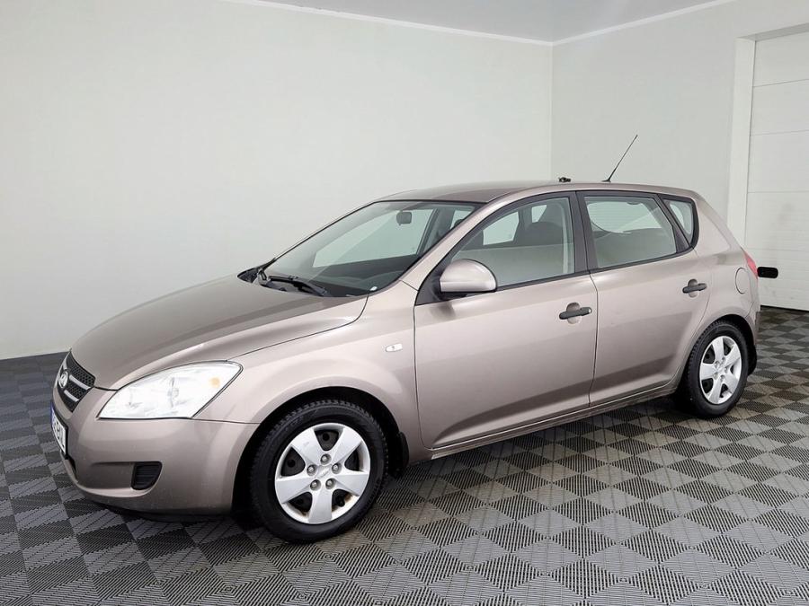 Киа Сид 2008 в Таллин, объемом двигателя 1.60 л и пробегом 222 тыс. км за 1799 €, фото 10 на AUTOMOTO.COM.LV
