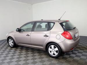 Киа Сид 2008 в Таллин, объемом двигателя 1.60 л и пробегом 222 тыс. км за 1799 €, фото 12 на AUTOMOTO.COM.LV