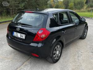 Kia Ceed 2008 in Siauliai, with an engine capacity of 1.60 L and mileage of 273 thousand km for 1550 €, photo 6 on AUTOMOTO.COM.LV