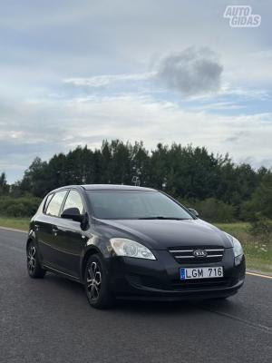 Kia Ceed 2009 Klaipėda, ar dzinēja tilpumu 1.60 L un nobraukumu 320 tūkst. km par 1450 €, foto  vietnē AUTOMOTO.COM.LV