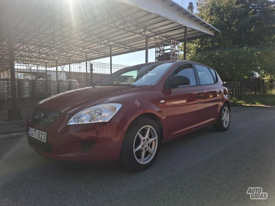 Kia Ceed 2009 in Ariogala, with an engine capacity of 1.60 L and mileage of 205 thousand km for 1550 €, photo 10 on AUTOMOTO.COM.LV