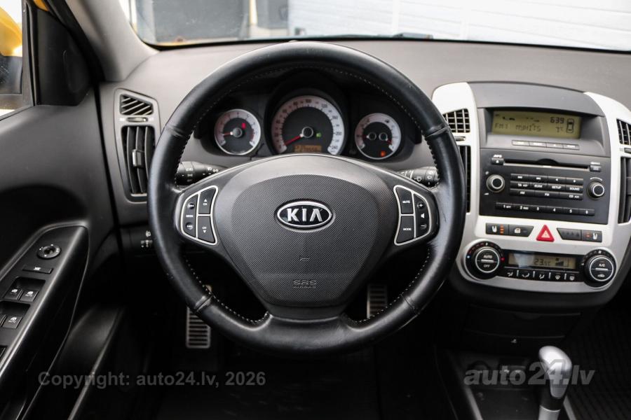 Kia Ceed 2010 Tallina, ar dzinēja tilpumu 1.60 L un nobraukumu 279 tūkst. km par 2999 €, foto 14 vietnē AUTOMOTO.COM.LV