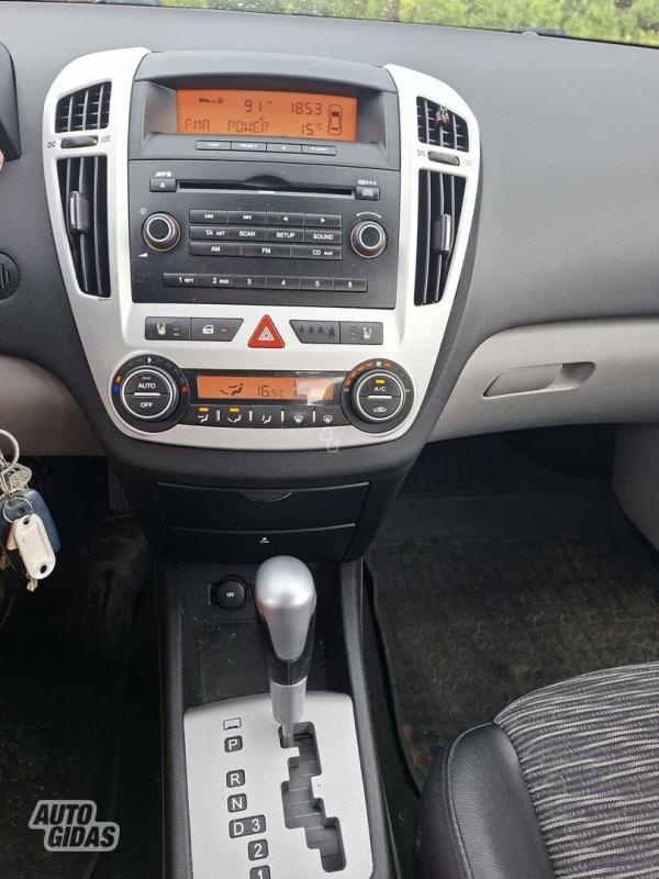 Kia Ceed 2010 Viļņa, ar dzinēja tilpumu 1.60 L un nobraukumu 245 tūkst. km par 2400 €, foto 7 vietnē AUTOMOTO.COM.LV