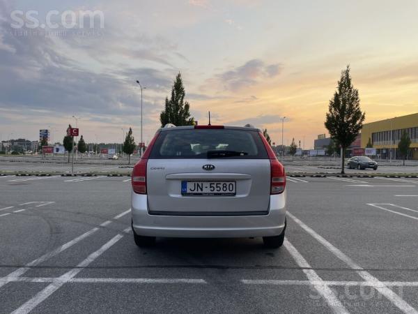 Kia Ceed 2011 in Riga, with an engine capacity of 1.60 L and mileage of 250 thousand km for 2499 €, photo 4 on AUTOMOTO.COM.LV