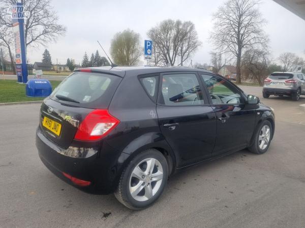 Kia Ceed 2011 Tauragė, ar dzinēja tilpumu 1.60 L un nobraukumu 120 tūkst. km par 1550 €, foto 9 vietnē AUTOMOTO.COM.LV