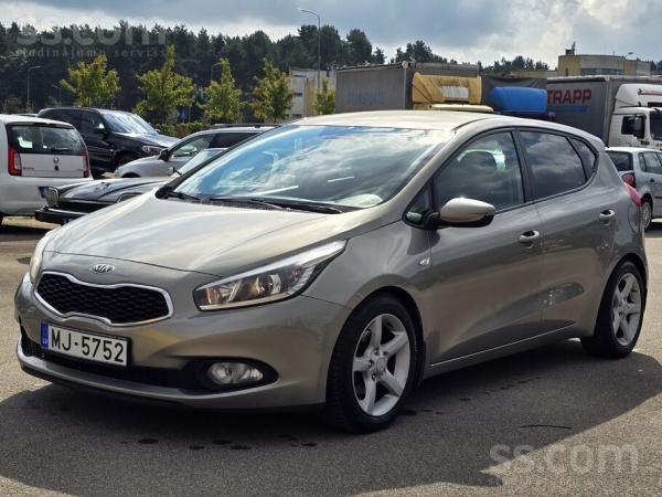 Kia Ceed 2013 Rīga, ar dzinēja tilpumu 1.60 L un nobraukumu 0 tūkst. km par 2990 €, foto 3 vietnē AUTOMOTO.COM.LV