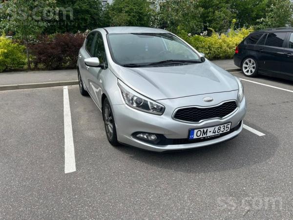 Kia Ceed 2013 Rīga, ar dzinēja tilpumu 1.60 L un nobraukumu 200 tūkst. km par 3200 €, foto 1 vietnē AUTOMOTO.COM.LV
