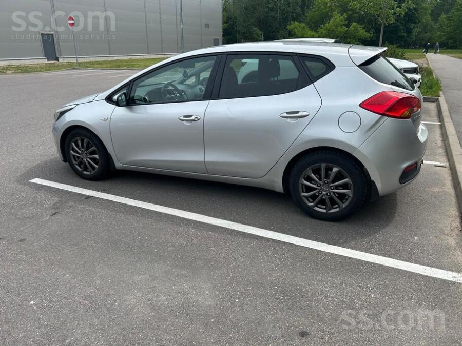 Kia Ceed 2013 Rīga, ar dzinēja tilpumu 1.60 L un nobraukumu 200 tūkst. km par 3200 €, foto 7 vietnē AUTOMOTO.COM.LV