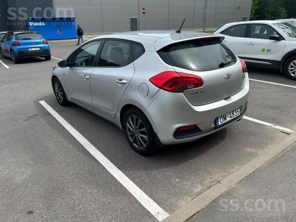 Киа Сид 2013 в Рига, объемом двигателя 1.60 л и пробегом 200 тыс. км за 3200 €, фото 10 на AUTOMOTO.COM.LV
