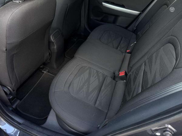 Kia Ceed 2013 in Vilnius, with an engine capacity of 1.58 L and mileage of 108 thousand km for 6999 €, photo 11 on AUTOMOTO.COM.LV