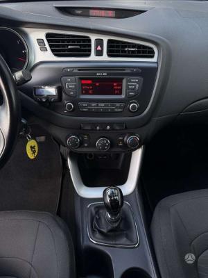 Kia Ceed 2013 in Vilnius, with an engine capacity of 1.58 L and mileage of 108 thousand km for 6999 €, photo 16 on AUTOMOTO.COM.LV