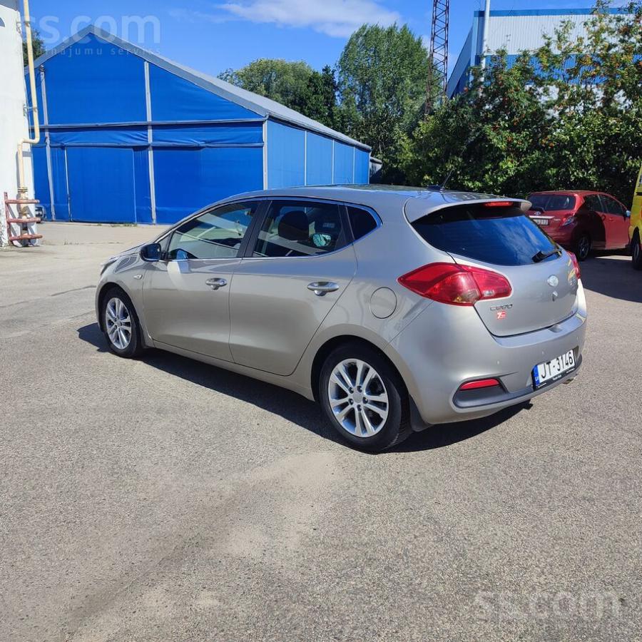 Kia Ceed 2014 Rīga, ar dzinēja tilpumu 1.60 L un nobraukumu 280 tūkst. km par 3750 €, foto 1 vietnē AUTOMOTO.COM.LV