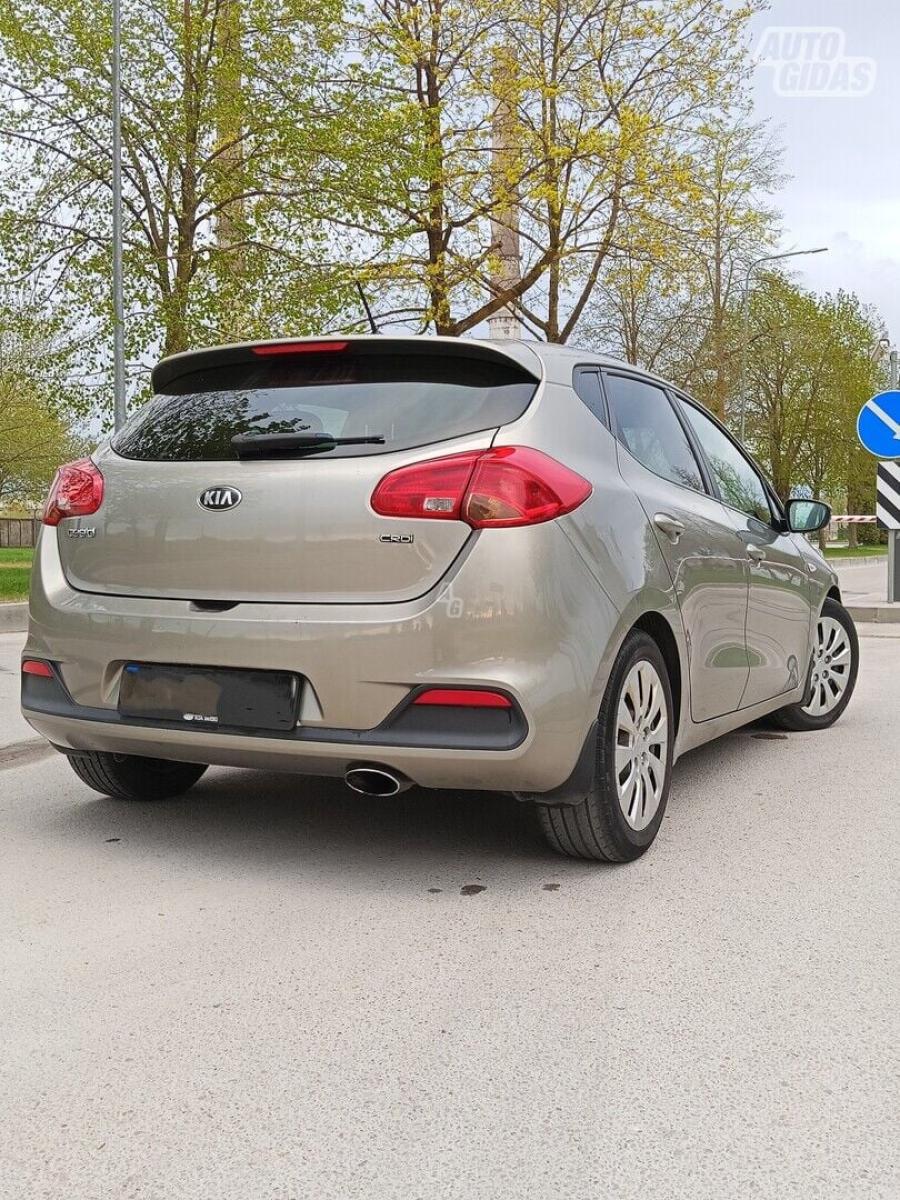 Kia Ceed 2015 in Akmene, with an engine capacity of 1.50 L and mileage of 247 thousand km for 3950 €, photo 3 on AUTOMOTO.COM.LV