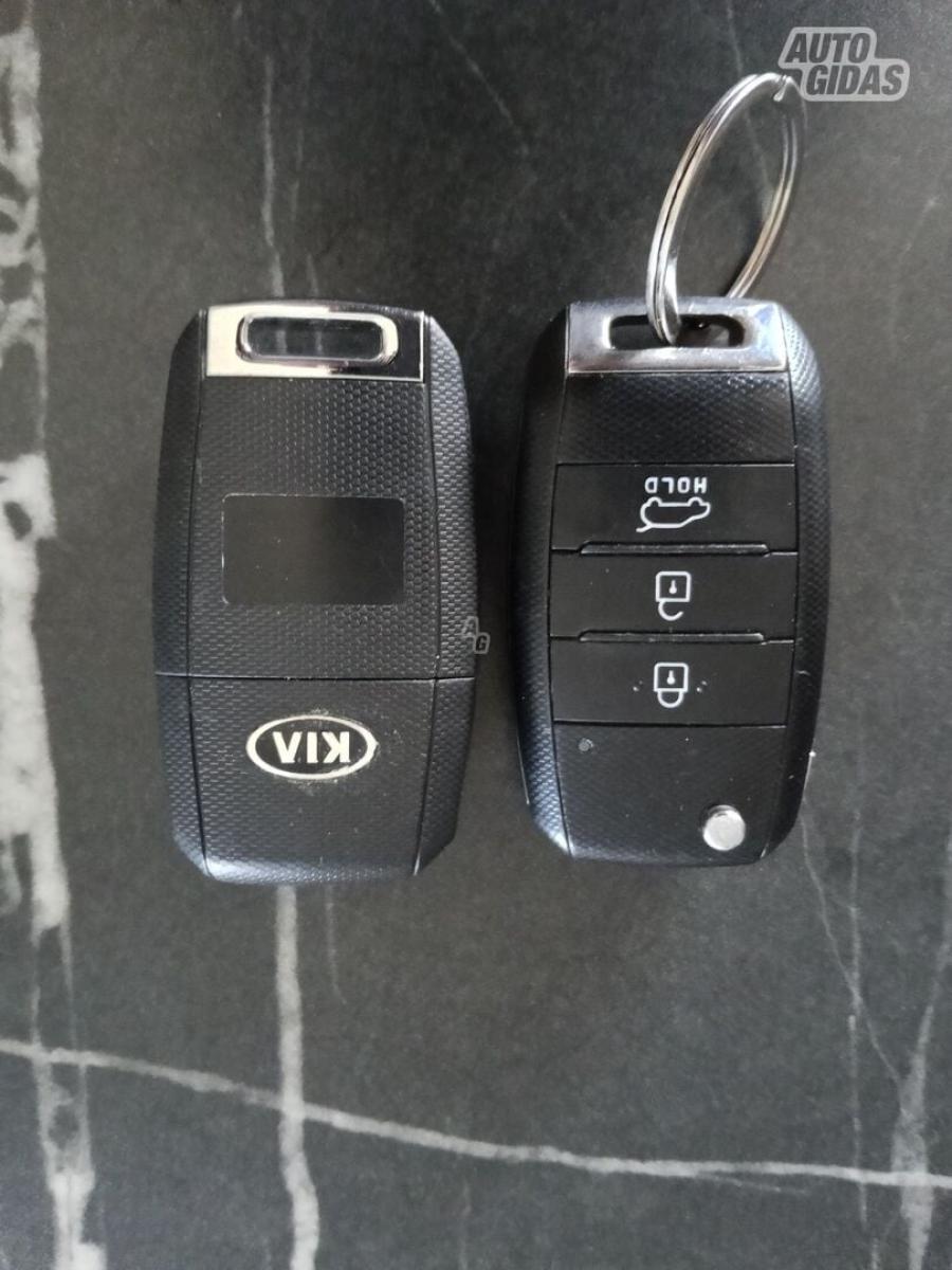 Kia Ceed 2015 in Akmene, with an engine capacity of 1.50 L and mileage of 247 thousand km for 3950 €, photo 14 on AUTOMOTO.COM.LV