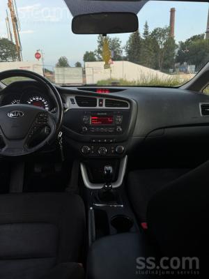 Kia Ceed 2015 Rīga, ar dzinēja tilpumu 1.60 L un nobraukumu 175 tūkst. km par 3150 €, foto 7 vietnē AUTOMOTO.COM.LV