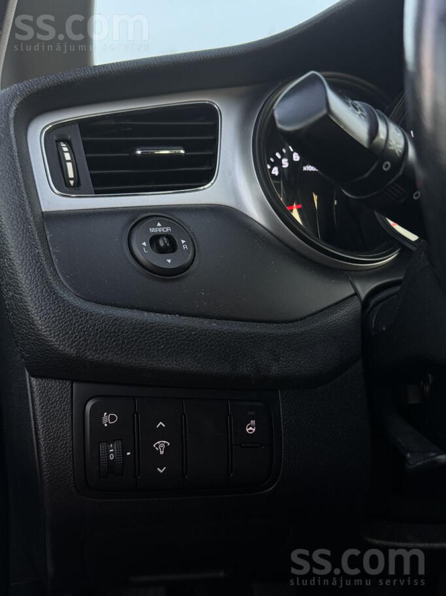 Kia Ceed 2015 Rīga, ar dzinēja tilpumu 1.60 L un nobraukumu 175 tūkst. km par 3150 €, foto 8 vietnē AUTOMOTO.COM.LV