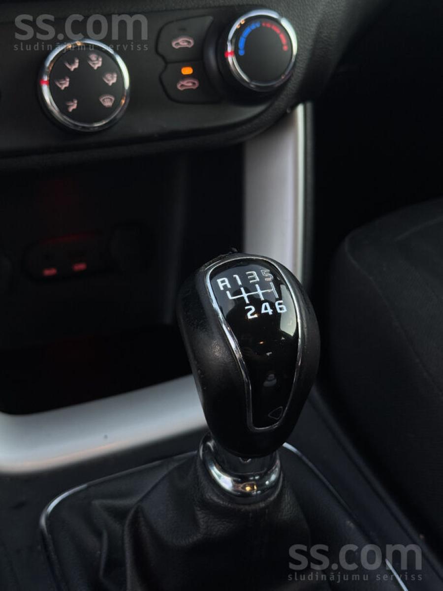 Kia Ceed 2015 Rīga, ar dzinēja tilpumu 1.60 L un nobraukumu 175 tūkst. km par 3150 €, foto 14 vietnē AUTOMOTO.COM.LV