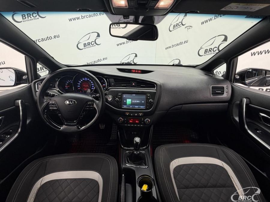 Kia Ceed 2015 in Vilnius, with an engine capacity of 1.58 L and mileage of 308 thousand km for 5500 €, photo 4 on AUTOMOTO.COM.LV