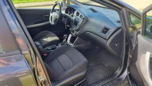 Kia Ceed 2015 in Jurbarkas, with an engine capacity of 1.58 L and mileage of 266 thousand km for 4300 €, photo 9 on AUTOMOTO.COM.LV