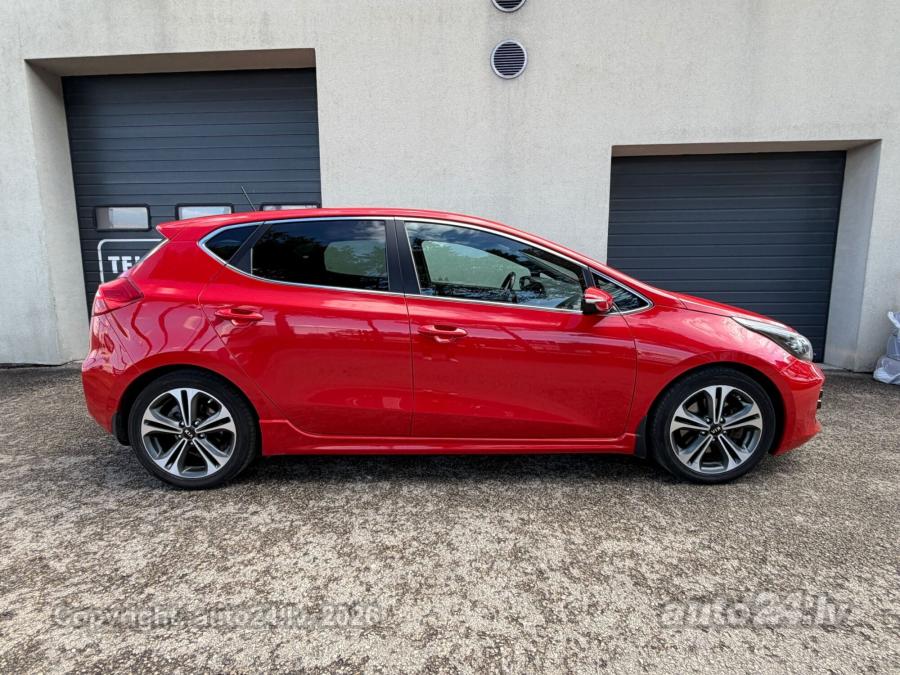 Kia Ceed 2016 in Parnu, with an engine capacity of 1.60 L and mileage of 153 thousand km for 8490 €, photo 10 on AUTOMOTO.COM.LV
