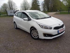 Kia Ceed 2016 in Sakiai, with an engine capacity of 1.60 L and mileage of 242 thousand km for 5200 €, photo 4 on AUTOMOTO.COM.LV