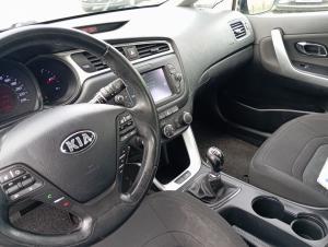 Kia Ceed 2016 in Sakiai, with an engine capacity of 1.60 L and mileage of 242 thousand km for 5200 €, photo 10 on AUTOMOTO.COM.LV