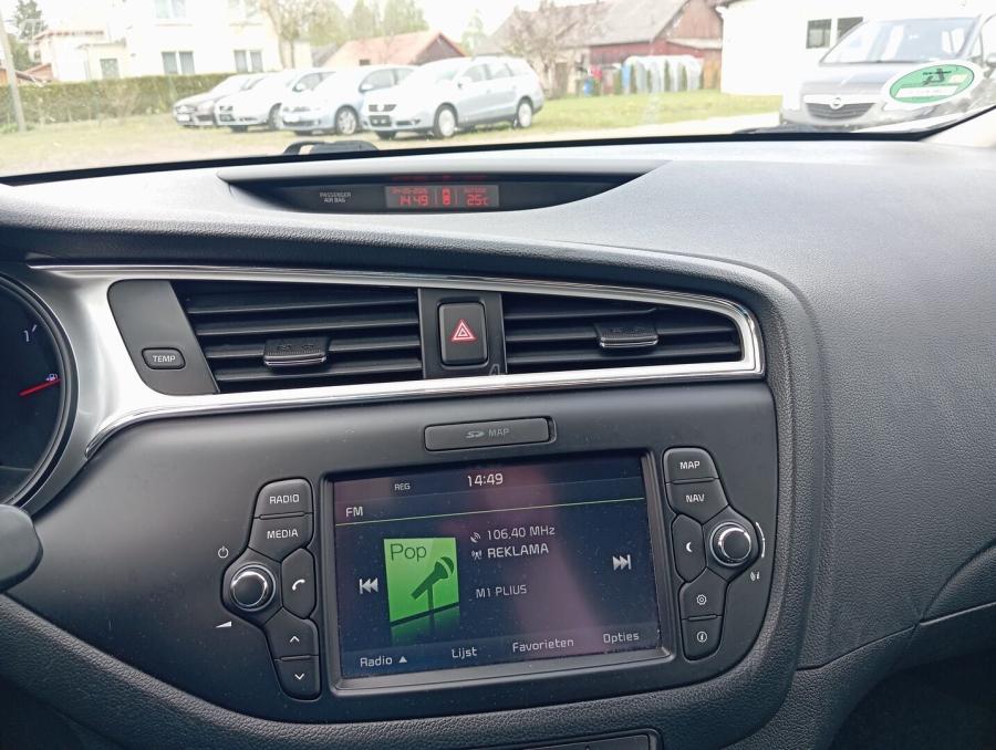 Kia Ceed 2016 in Sakiai, with an engine capacity of 1.60 L and mileage of 242 thousand km for 5200 €, photo 12 on AUTOMOTO.COM.LV