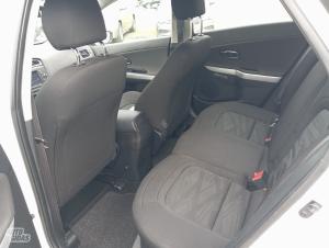 Kia Ceed 2016 in Sakiai, with an engine capacity of 1.60 L and mileage of 242 thousand km for 5200 €, photo 13 on AUTOMOTO.COM.LV
