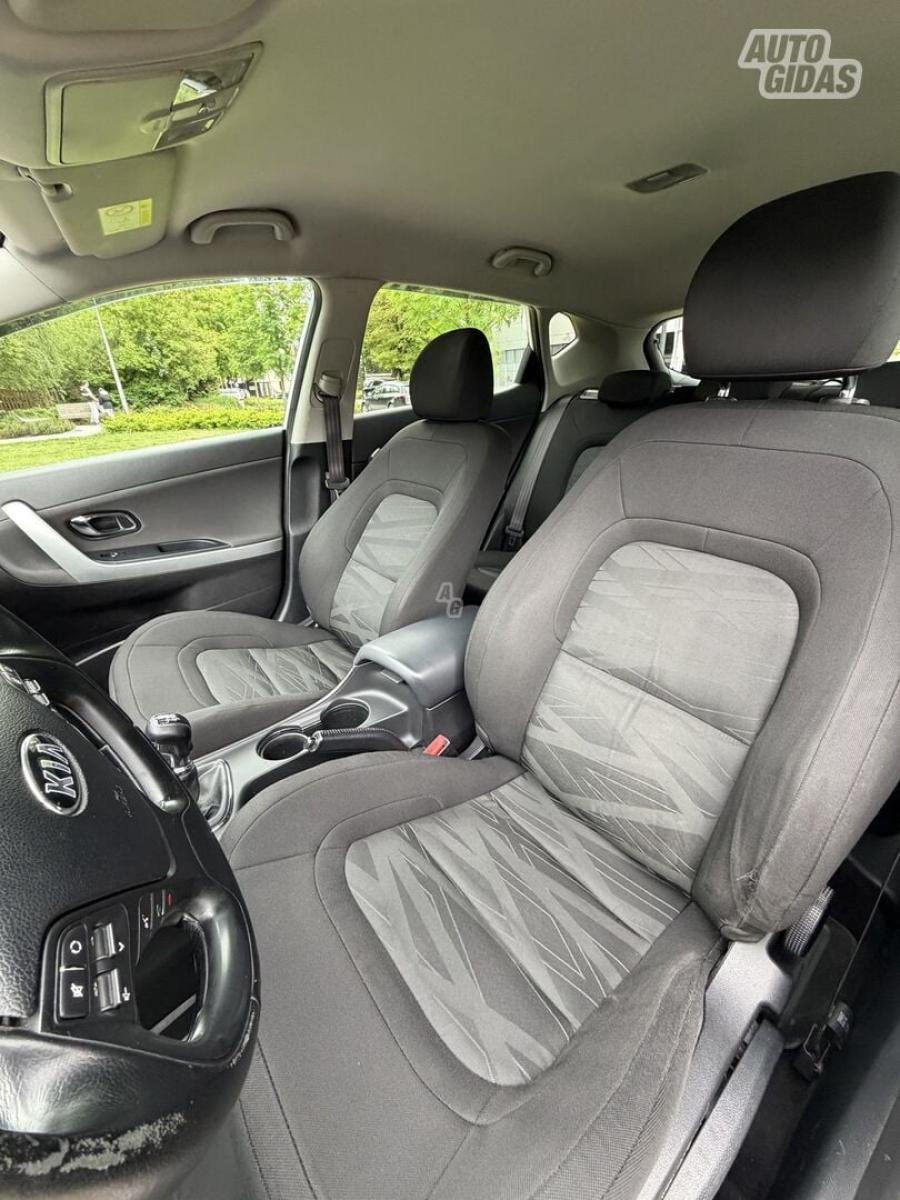 Kia Ceed 2016 Viļņa, ar dzinēja tilpumu 1.60 L un nobraukumu 166 tūkst. km par 5200 €, foto 14 vietnē AUTOMOTO.COM.LV