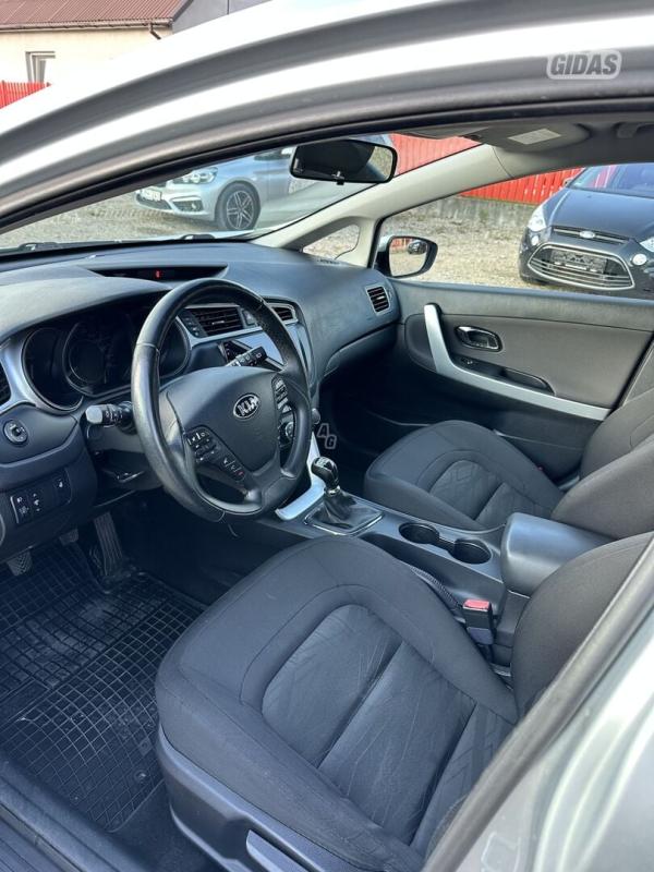 Kia Ceed 2017 in Pabrade, with an engine capacity of 1.40 L and mileage of 182 thousand km for 7100 €, photo 7 on AUTOMOTO.COM.LV