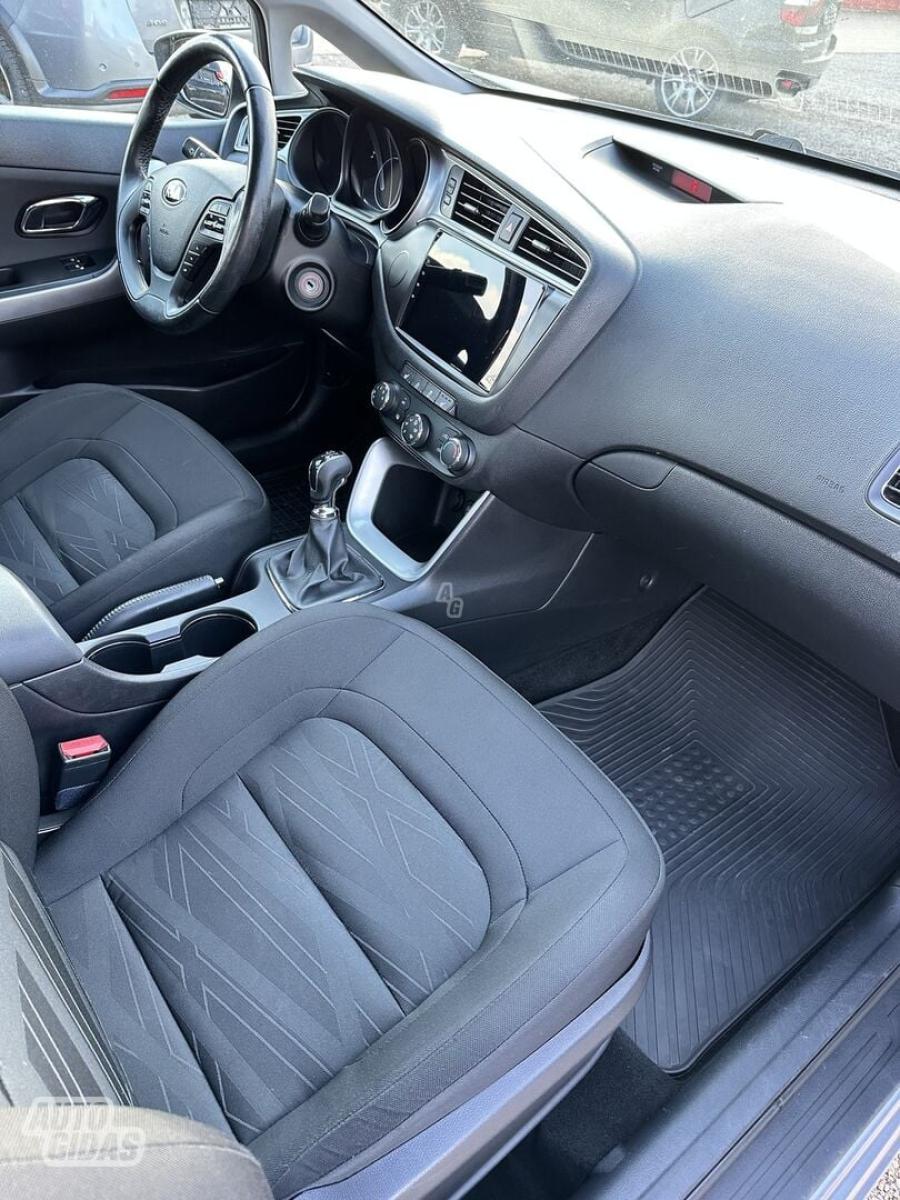 Kia Ceed 2017 in Pabrade, with an engine capacity of 1.40 L and mileage of 182 thousand km for 7100 €, photo 12 on AUTOMOTO.COM.LV