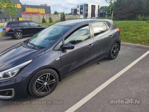 Киа Сид 2017 в Таллин, объемом двигателя 1.40 л и пробегом 378 тыс. км за 5000 €, фото 3 на AUTOMOTO.COM.LV