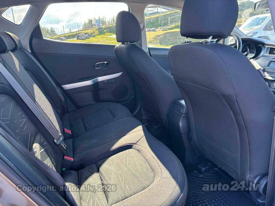 Kia Ceed 2018 Narva, ar dzinēja tilpumu 1.60 L un nobraukumu 155 tūkst. km par 6499 €, foto 10 vietnē AUTOMOTO.COM.LV