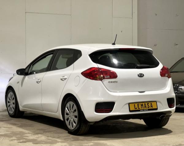 Kia Ceed 2018 in Klaipeda, with an engine capacity of 0.00 L and mileage of 203 thousand km for 7700 €, photo 4 on AUTOMOTO.COM.LV