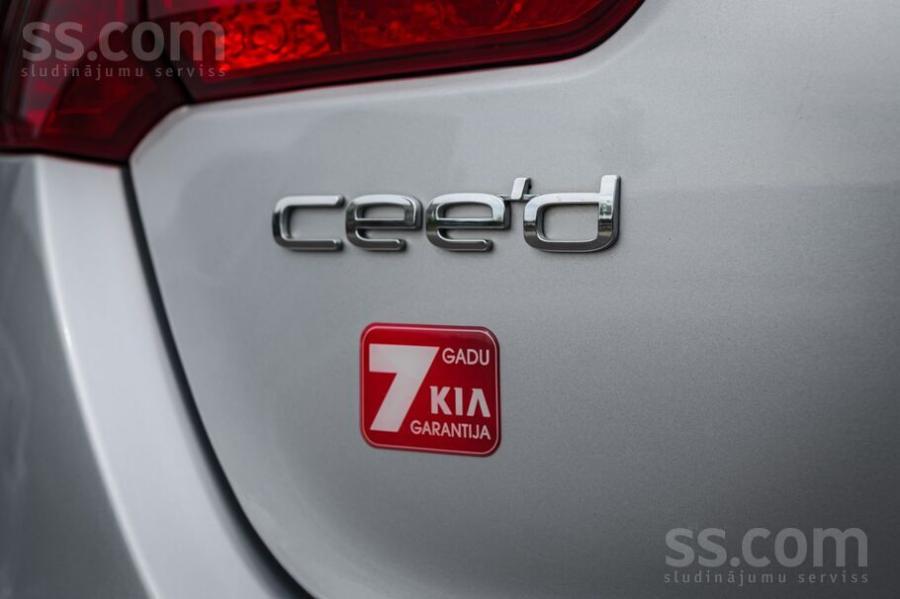 Kia Ceed 2018 in Riga, with an engine capacity of 1.60 L and mileage of 129 thousand km for 8750 €, photo 8 on AUTOMOTO.COM.LV