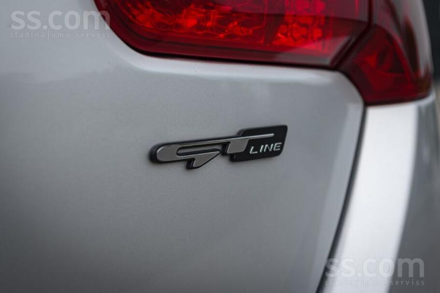 Kia Ceed 2018 in Riga, with an engine capacity of 1.60 L and mileage of 129 thousand km for 8750 €, photo 9 on AUTOMOTO.COM.LV