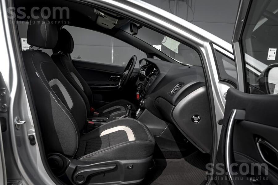 Kia Ceed 2018 in Riga, with an engine capacity of 1.60 L and mileage of 129 thousand km for 8750 €, photo 12 on AUTOMOTO.COM.LV