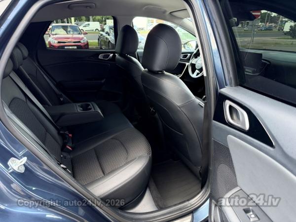 Kia Ceed 2020 in Tallinn, with an engine capacity of 1.60 L and mileage of 132 thousand km for 14900 €, photo 5 on AUTOMOTO.COM.LV
