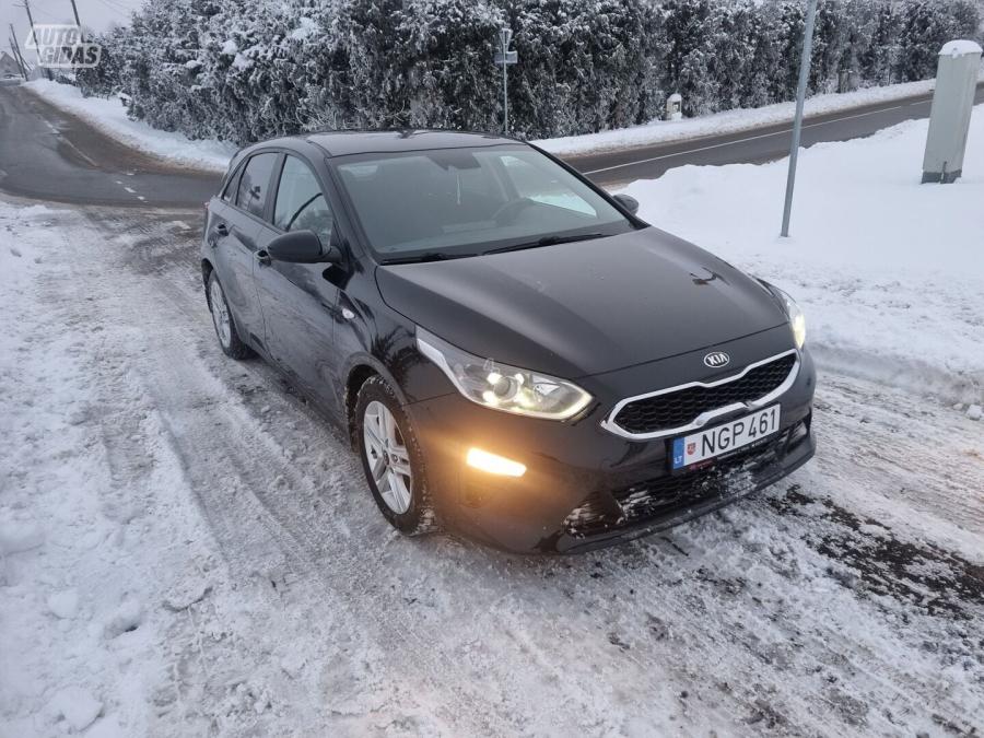 Kia Ceed 2021 in Telschi, with an engine capacity of 1.00 L and mileage of 107 thousand km for 9200 €, photo 3 on AUTOMOTO.COM.LV