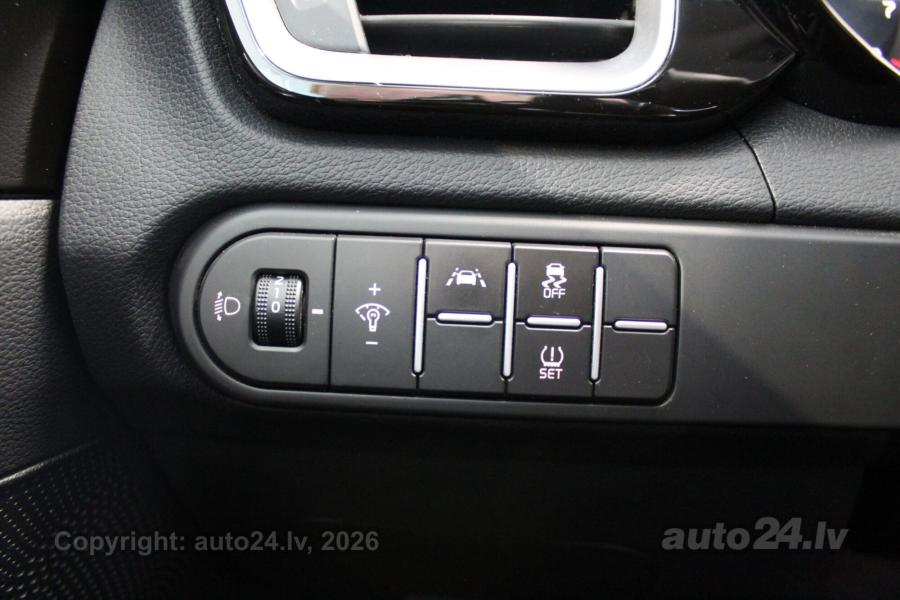 Kia Ceed 2021 in Viljandi, with an engine capacity of 1.50 L and mileage of 71 thousand km for 16490 €, photo 20 on AUTOMOTO.COM.LV