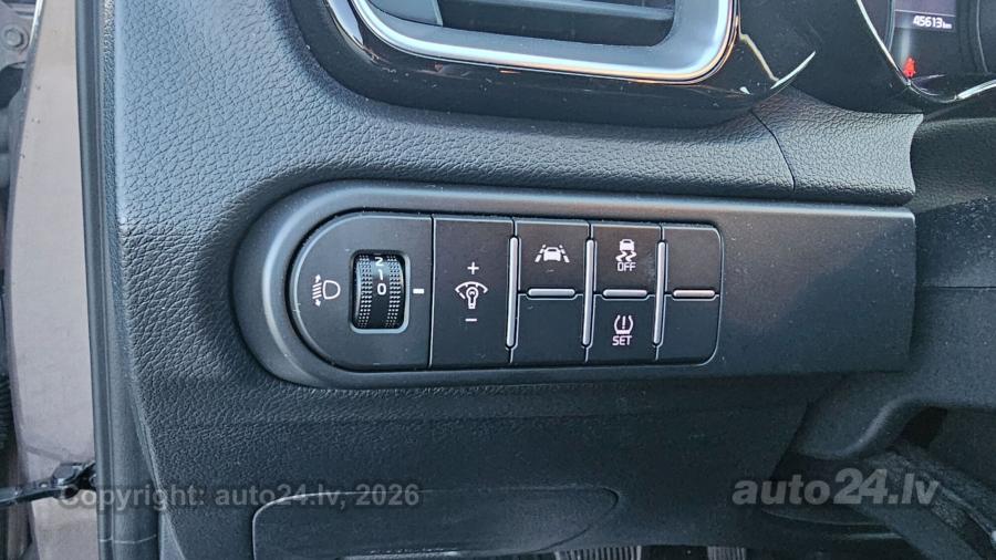 Kia Ceed 2021 in Tallinn, with an engine capacity of 1.50 L and mileage of 46 thousand km for 16450 €, photo 8 on AUTOMOTO.COM.LV