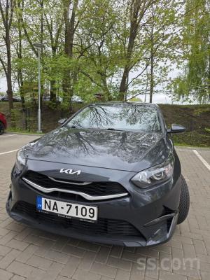 Kia Ceed 2021 in Riga, with an engine capacity of 1.50 L and mileage of 43 thousand km for 14500 €, photo  on AUTOMOTO.COM.LV