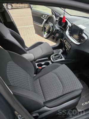 Kia Ceed 2021 in Riga, with an engine capacity of 1.50 L and mileage of 43 thousand km for 14500 €, photo 8 on AUTOMOTO.COM.LV