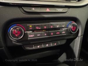 Kia Ceed 2021 in Tallinn, with an engine capacity of 1.60 L and mileage of 110 thousand km for 17500 €, photo 15 on AUTOMOTO.COM.LV
