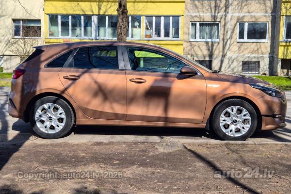 Kia Ceed 2022 Tallina, ar dzinēja tilpumu 1.00 L un nobraukumu 18 tūkst. km par 15700 €, foto 8 vietnē AUTOMOTO.COM.LV