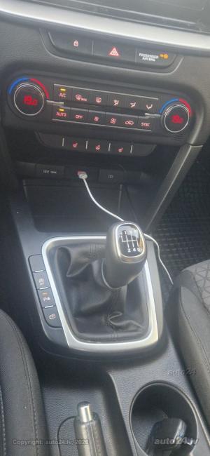 Kia Ceed 2022 in Tallinn, with an engine capacity of 1.00 L and mileage of 19 thousand km for 13800 €, photo 21 on AUTOMOTO.COM.LV