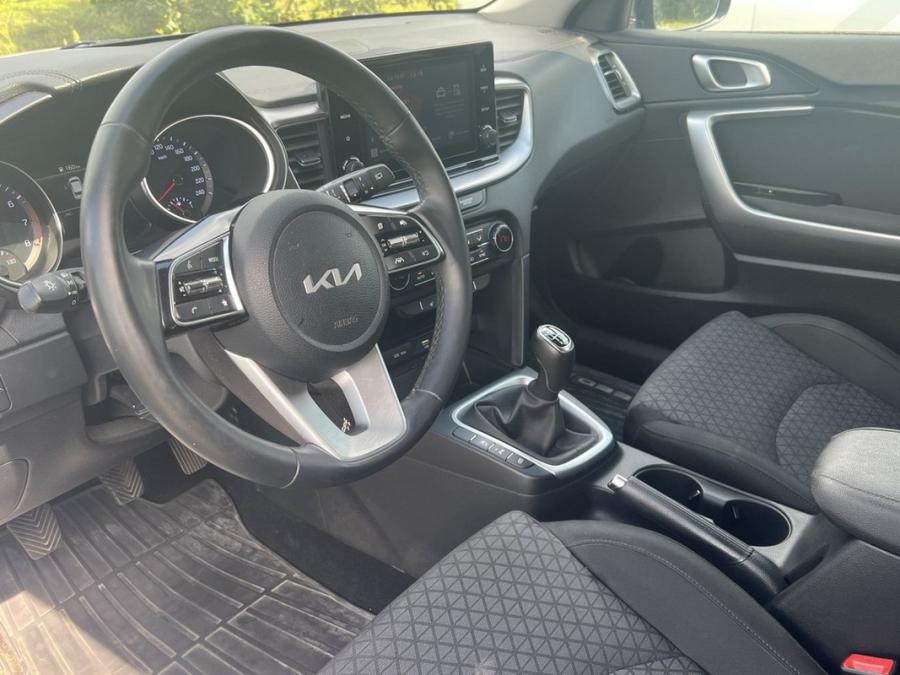 Kia Ceed 2022 Tallina, ar dzinēja tilpumu 1.50 L un nobraukumu 38 tūkst. km par 14490 €, foto 15 vietnē AUTOMOTO.COM.LV