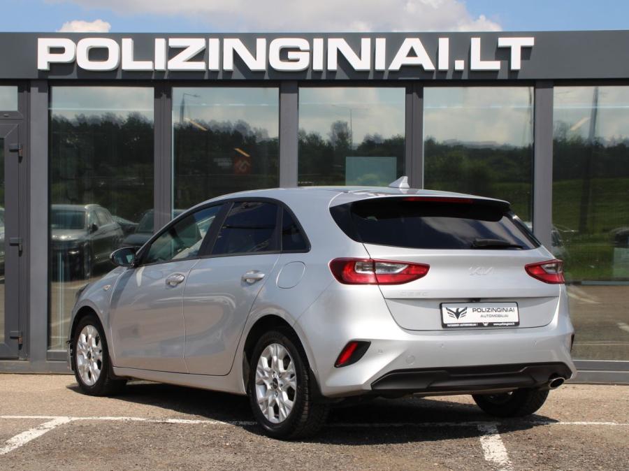 Kia Ceed 2022 in Vilnius, with an engine capacity of 1.50 L and mileage of 119 thousand km for 11500 €, photo 4 on AUTOMOTO.COM.LV