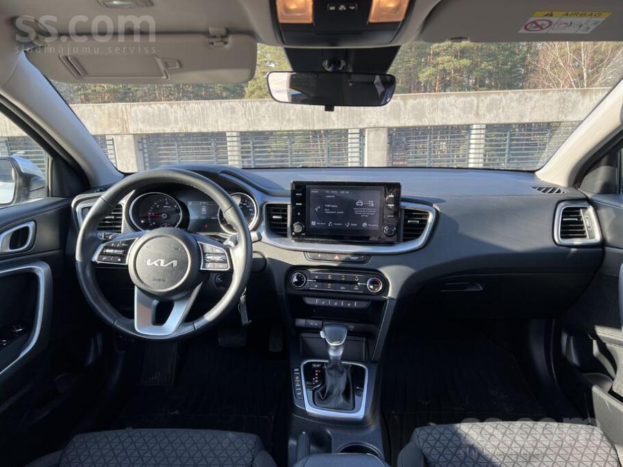 Kia Ceed 2023 in Riga, with an engine capacity of 1.60 L and mileage of 44 thousand km for 15959 €, photo 8 on AUTOMOTO.COM.LV