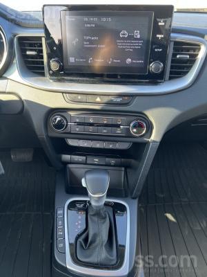 Kia Ceed 2023 in Riga, with an engine capacity of 1.60 L and mileage of 44 thousand km for 15959 €, photo 9 on AUTOMOTO.COM.LV